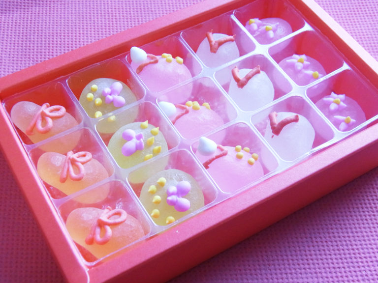 Pretty-looking sweets | Unique Japan