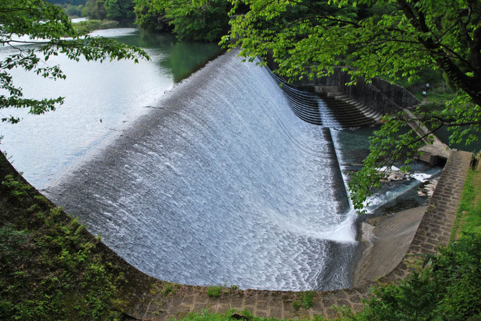 Unique Dam | Unique Japan